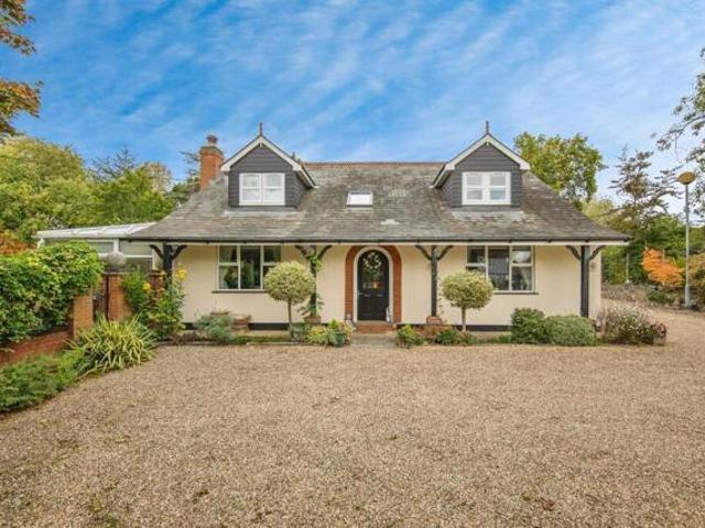 4 Bedroom Shared Living/roommate Colchester Essex 99608208