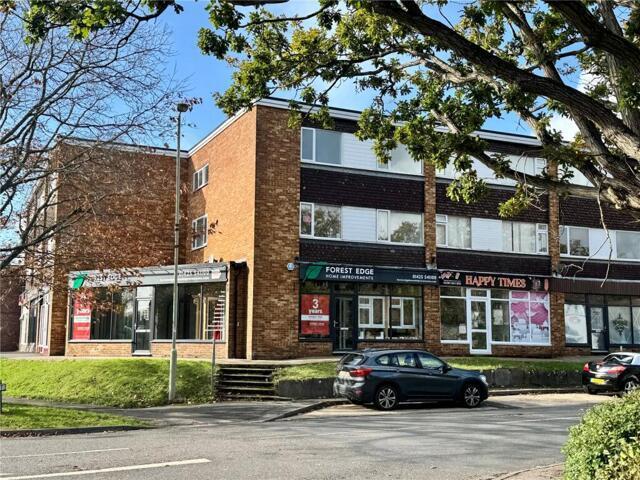4 Bedroom Shared Living/roommate Lymington Hampshire 99380883