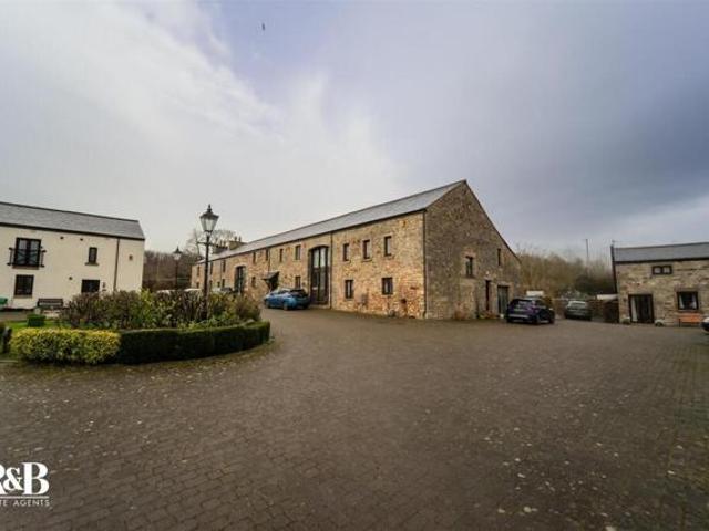 4 Bedroom Shared Living/roommate Lancs Lancashire LS99290253