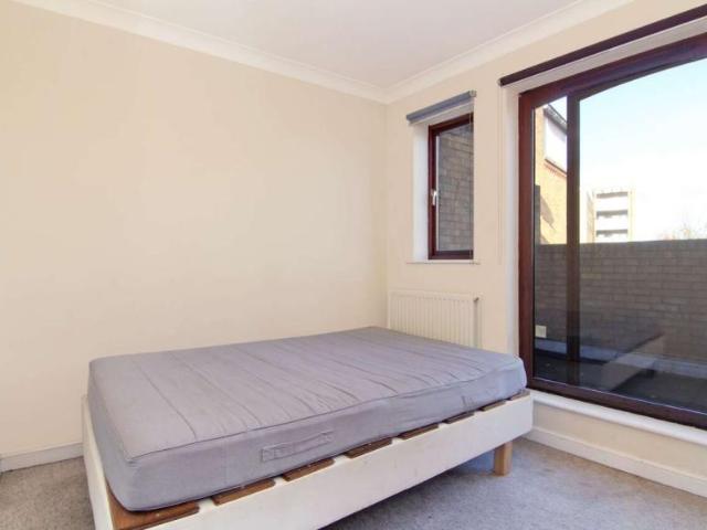 4 Bedroom Shared Living/roommate London London 101822292