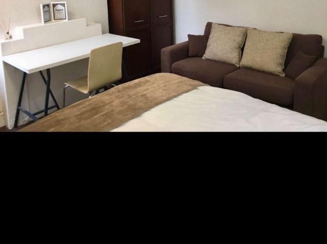 4 Bedroom Shared Living/roommate London London 101823376