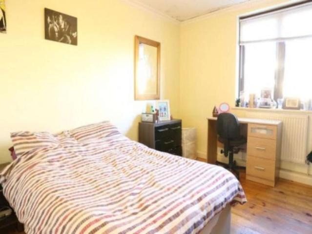 4 Bedroom Shared Living/roommate London London 101842005