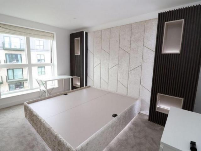 4 Bedroom Shared Living/roommate London London 90560185