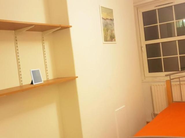 4 Bedroom Shared Living/roommate London London 90563026