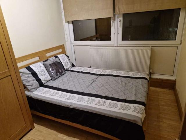 4 Bedroom Shared Living/roommate London London 92384069