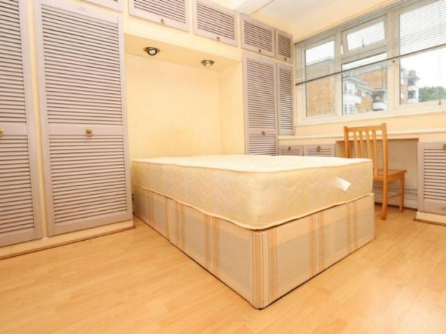 4 Bedroom Shared Living/roommate London London LS90559569