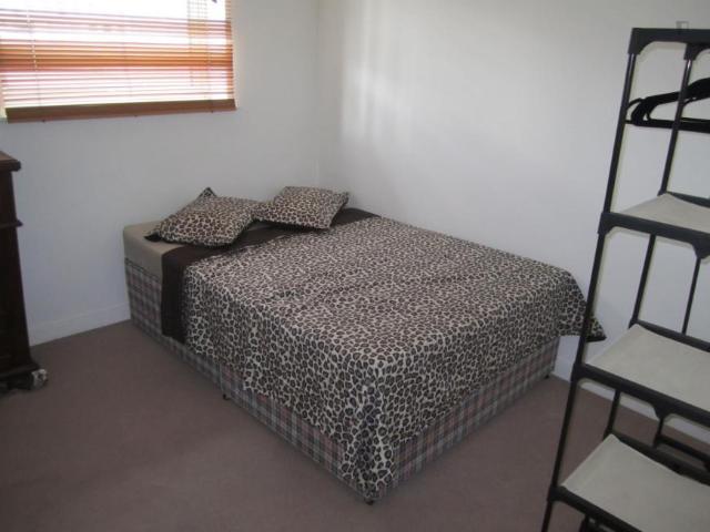 4 Bedroom Shared Living/roommate London London LS90562847