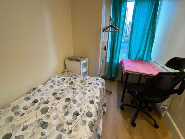 4 Bedroom Shared Living/roommate London London LS97707079