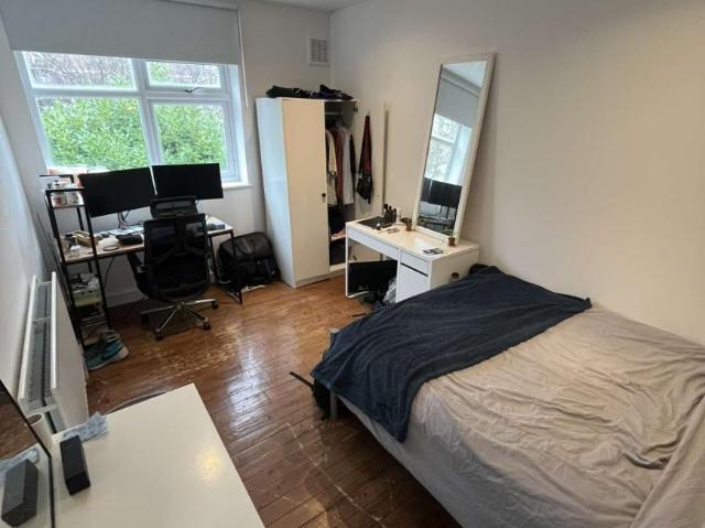 4 Bedroom Shared Living/roommate London London LS99520202