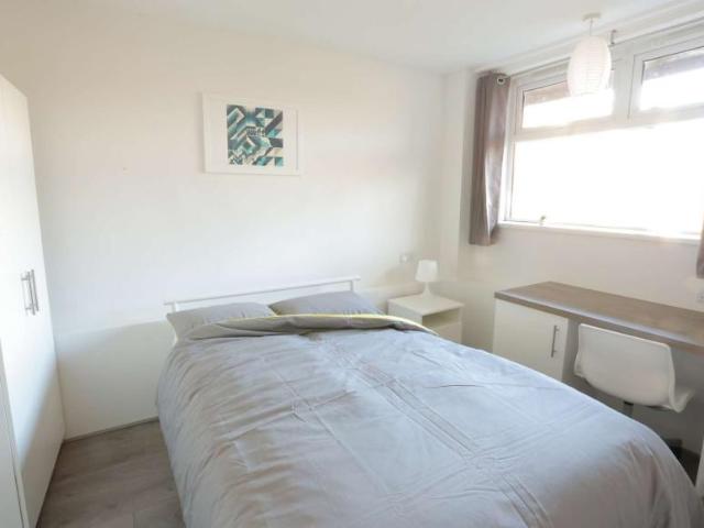 4 Bedroom Shared Living/roommate London London LS101814000