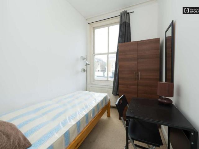 4 Bedroom Shared Living/roommate London London LS101817825