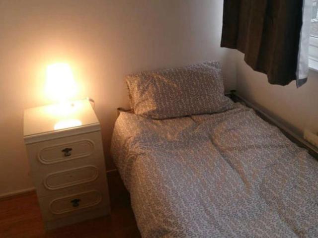 4 Bedroom Shared Living/roommate London London LS101820491