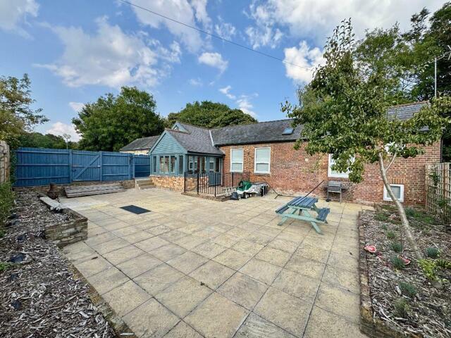 4 Bedroom Shared Living/roommate Streatley Luton LU3 3PS 85908906