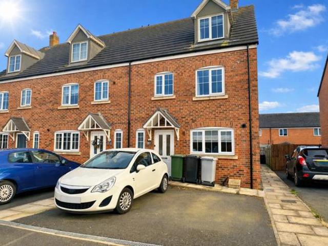 4 Bedroom Shared Living/roommate Shavington Shavington LS100614757