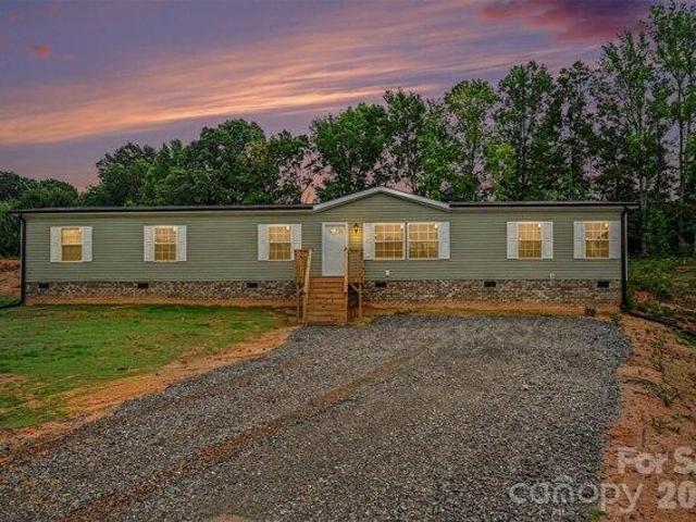 4 bedroom, Shelby NC 28152 104899052