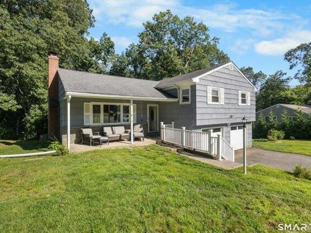 4 bedroom, Shelton CT 06484 105256036