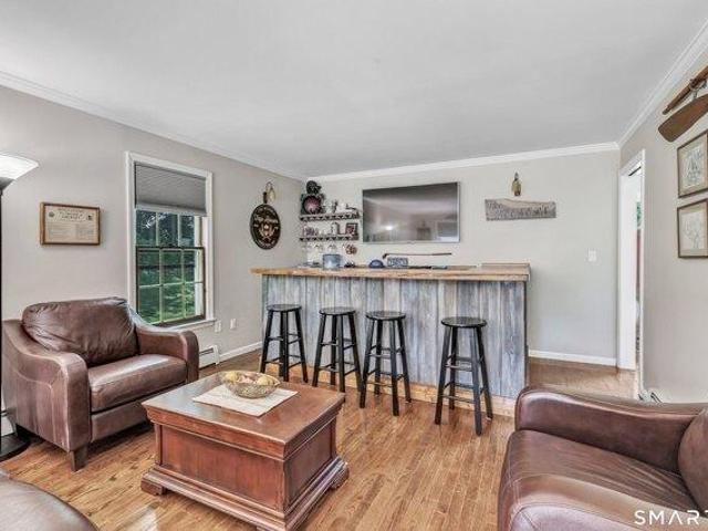 4 bedroom, Shelton CT 06484 105278950