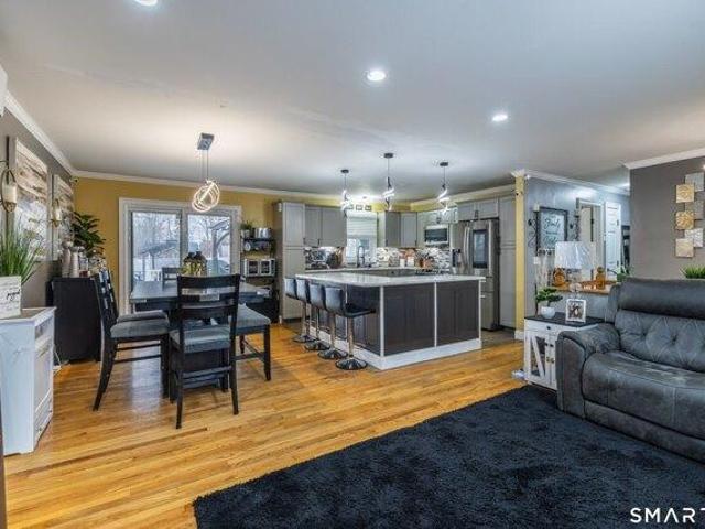 4 bedroom, Shelton CT 06484 LS101604679