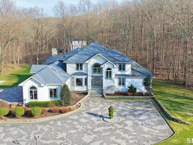 4 bedroom, Shelton CT 06484 LS102827800