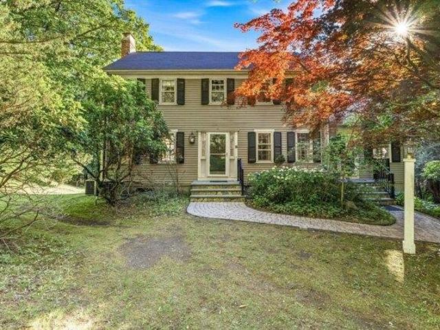 4 bedroom, Sherborn MA 01770 104569011