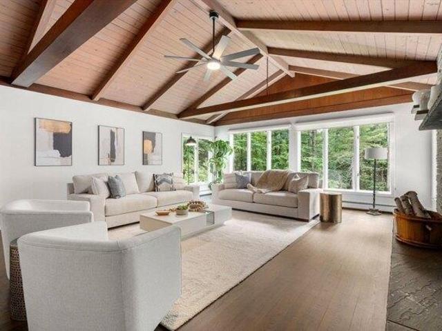 4 bedroom, Sherborn MA 01770 104571118