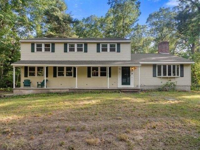 4 bedroom, Sherborn MA 01770 105174920