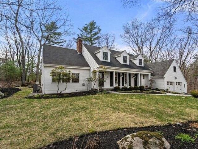 4 bedroom, Sherborn MA 01770 LS102285163