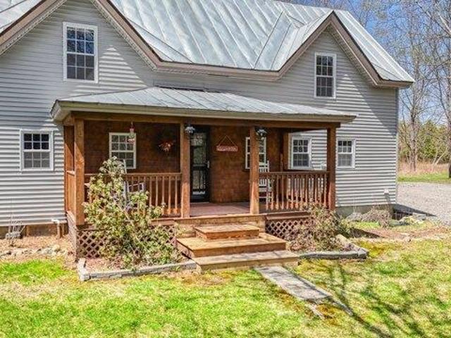 4 bedroom, Sidney ME 04330 104607931