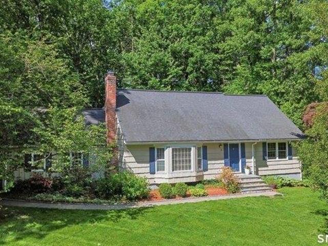 4 bedroom, Simsbury CT 06070 104153320