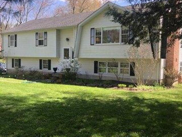 4 bedroom, Simsbury CT 06070 102314539