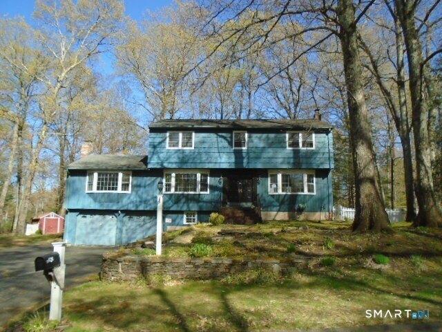 4 bedroom, Simsbury CT 06070 LS102063380