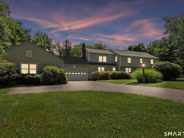 4 bedroom, Simsbury CT 06092 104851127