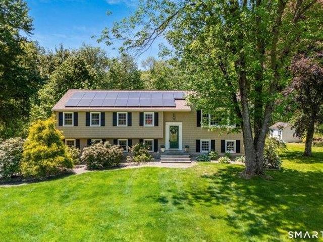 4 bedroom, Simsbury CT 06092 105207502