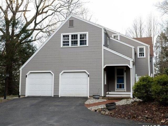 4 bedroom, Simsbury CT 06092 LS102595230