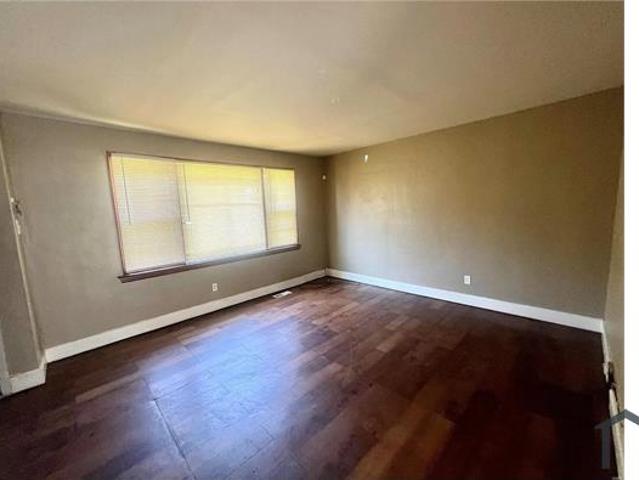 4 Bedroom Single Family House 6230 Evergreen Blvd in Saint Louis, MO 63134 | AffordableHousing. Com