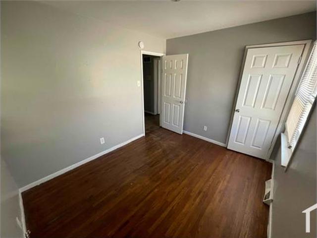 4 Bedroom Single Family House 324 Cameron Rd in Saint Louis, MO 63137 | AffordableHousing. Com