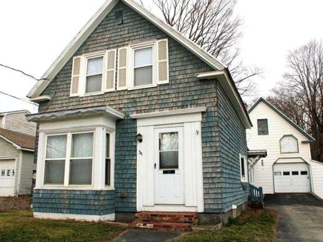 4 bedroom, Skowhegan ME 04976 102156155