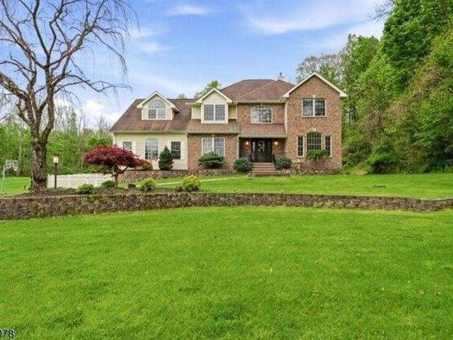4 bedroom, Sparta NJ 07871 LS102826483