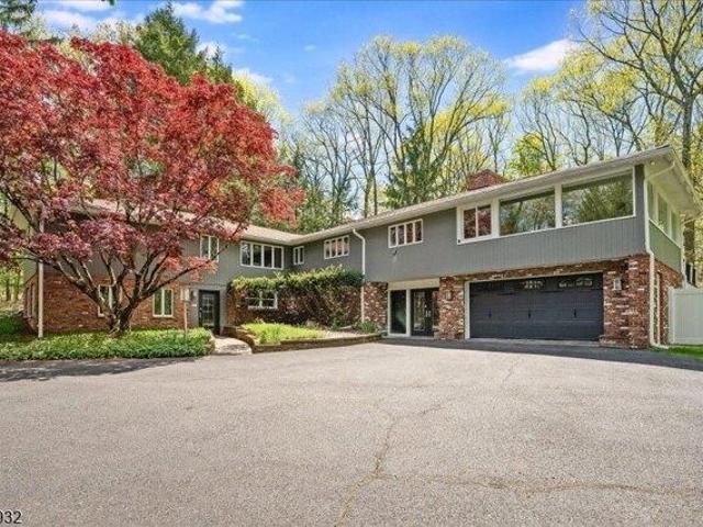 4 bedroom, Sparta NJ 07871 102284435