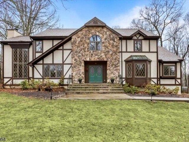 4 bedroom, Sparta NJ 07871 102476340
