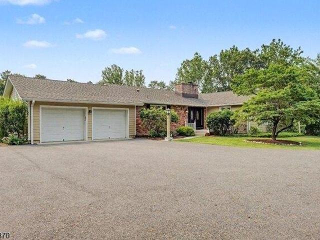 4 bedroom, Sparta NJ 07871 104690281