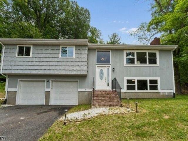 4 bedroom, Sparta NJ 07871 104720109