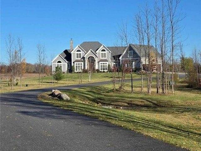 4 bedroom, Spencerport NY 14559 104898506