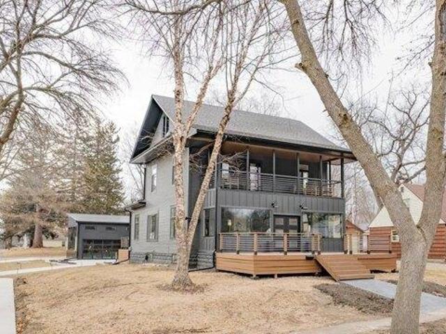 4 bedroom, Spirit Lake IA 51360 88767505