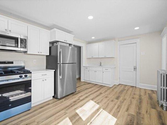 4 bedroom, Springfield MA 01104 LS102088949