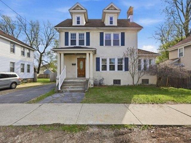 4 bedroom, Springfield MA 01104 LS102121049