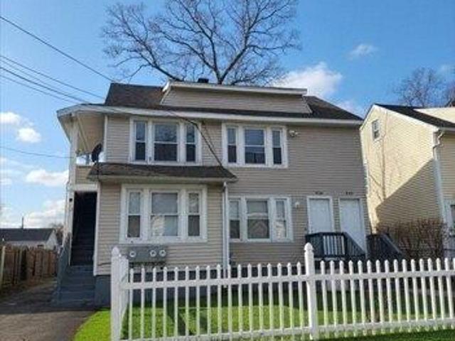 4 bedroom, Springfield MA 01104 LS102371869