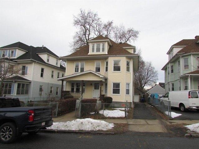 4 bedroom, Springfield MA 01107 LS102372105