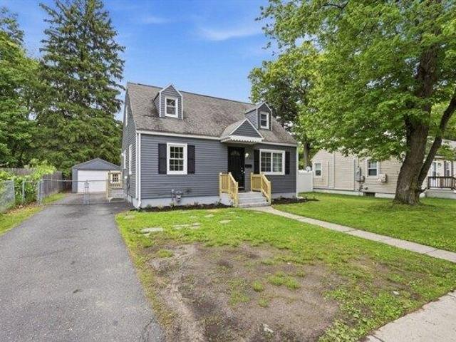 4 bedroom, Springfield MA 01109 104570577