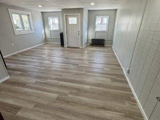 4 bedroom, Springfield MA 01109 LS102635388